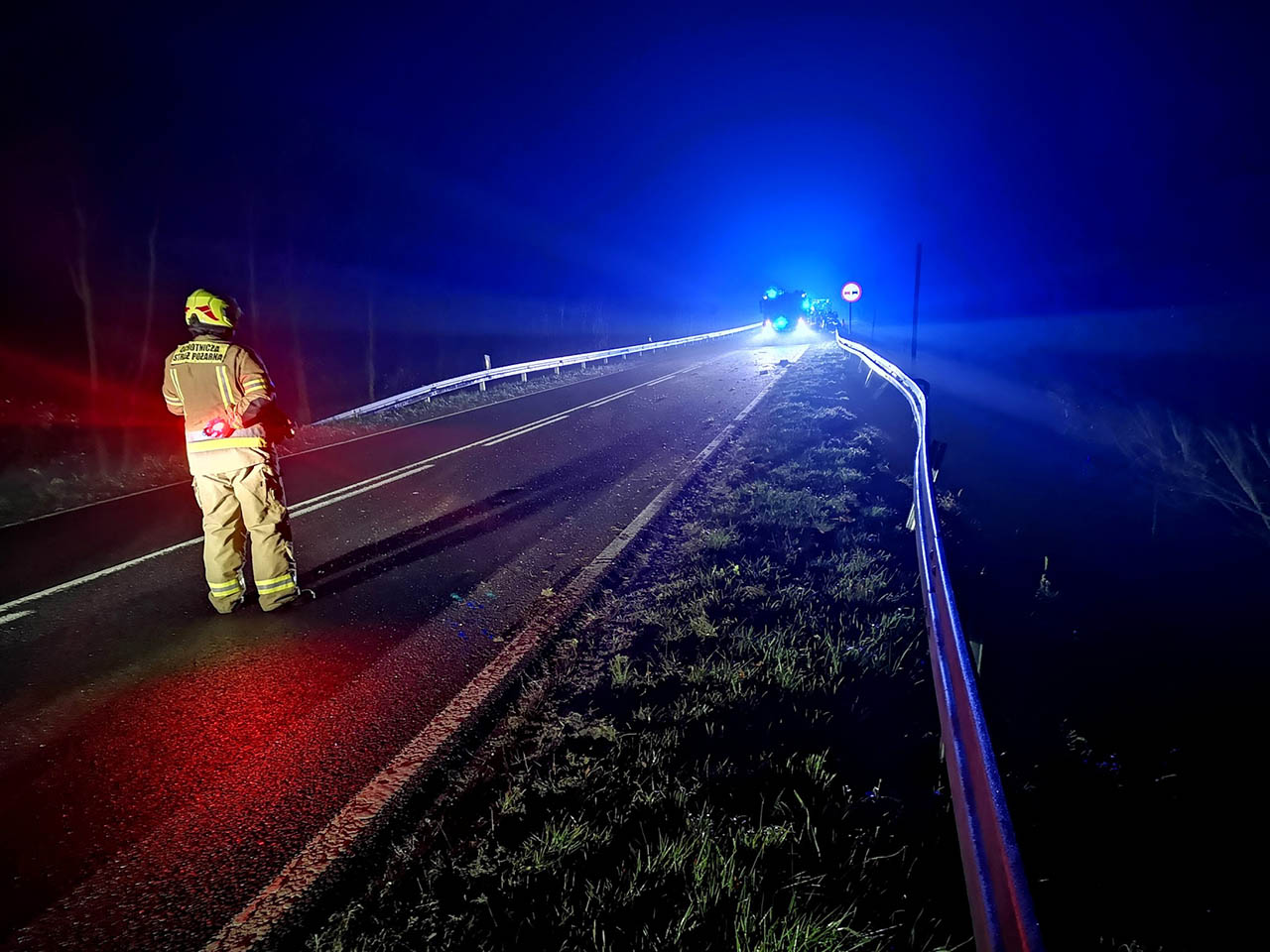Słubice24.pl - Pijany kierowca wypadł z drogi i uderzył w barierę ... Słubice24.pl - Pijany kierowca wypadł z drogi i uderzył w barierę ...